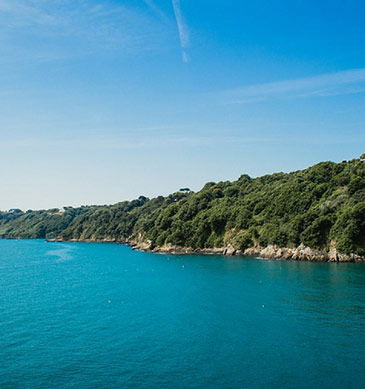 Book Guernsey Holidays & Breaks 2020/2021 | GuernseyTravel.com